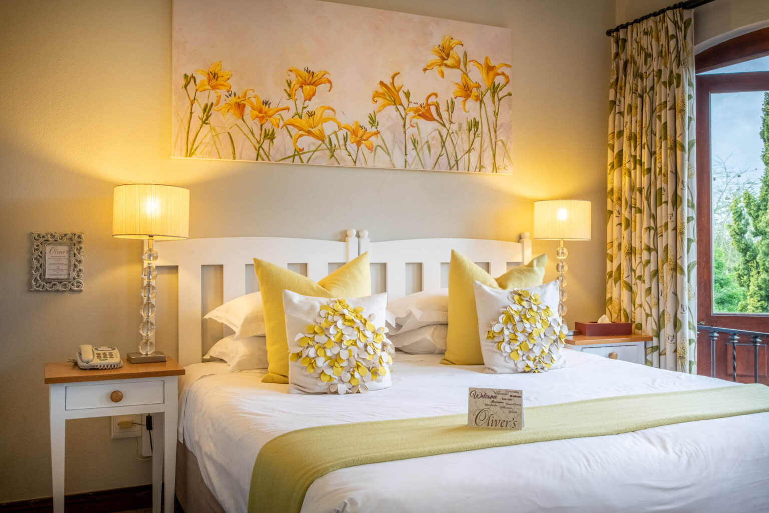 Exclusive Standard Rooms - Olivers